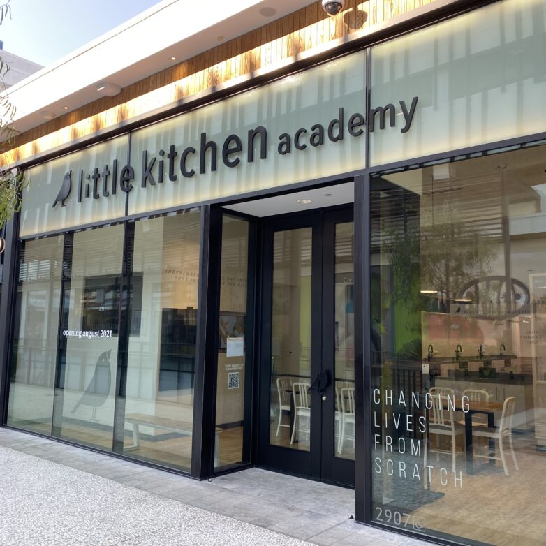 Montessori-inspired cooking classes for children and teens